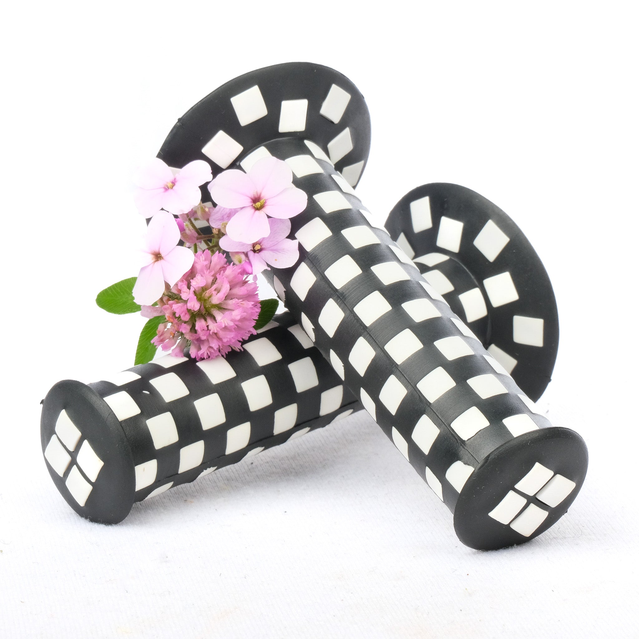 Flanged Checkerboard Handlebar Grips