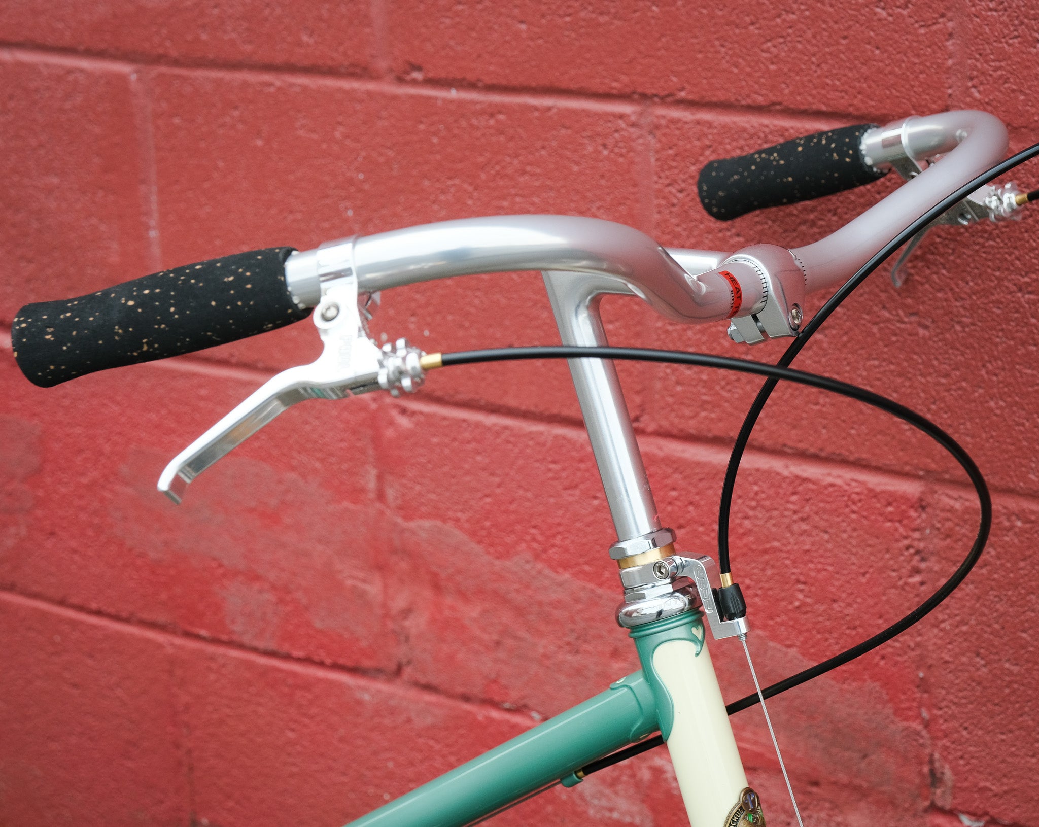 Nitto Albatross Bar
